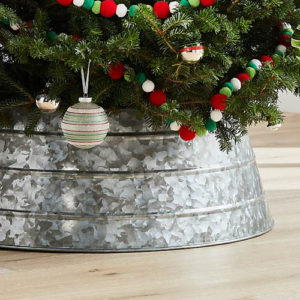 Everything You Need To Know About Christmas Tree Collars