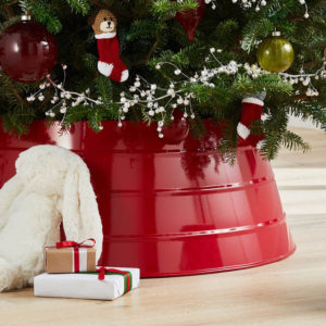 Everything You Need To Know About Christmas Tree Collars